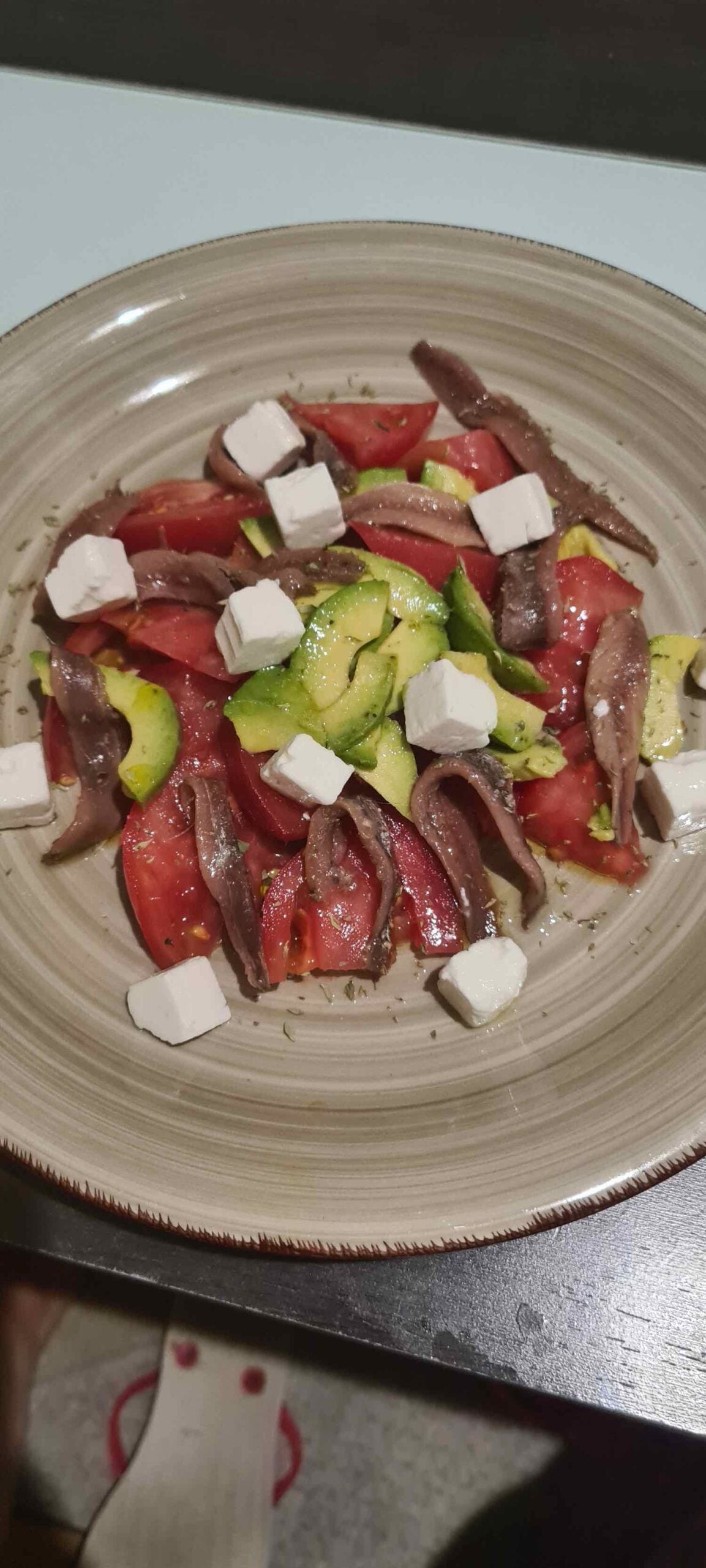 Ensalada de tomate rosa con anchoas - La Cocina de Serrats
