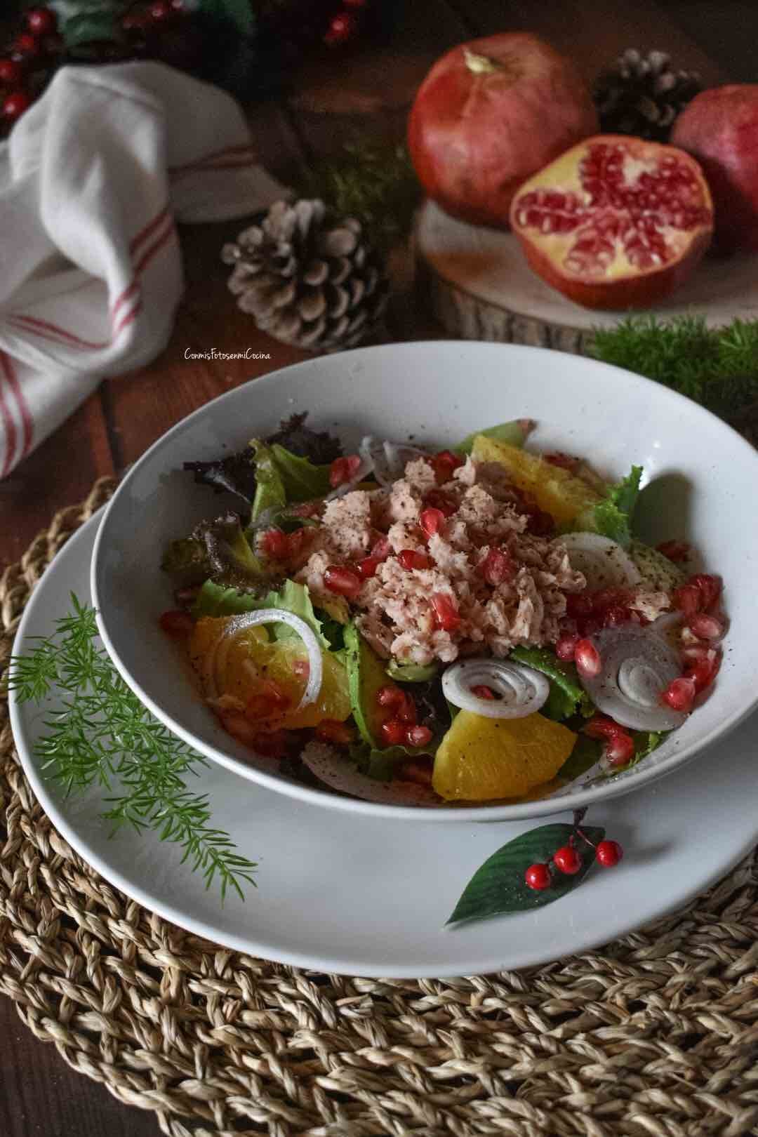 Ensalada navideña con granada - La Cocina de Serrats